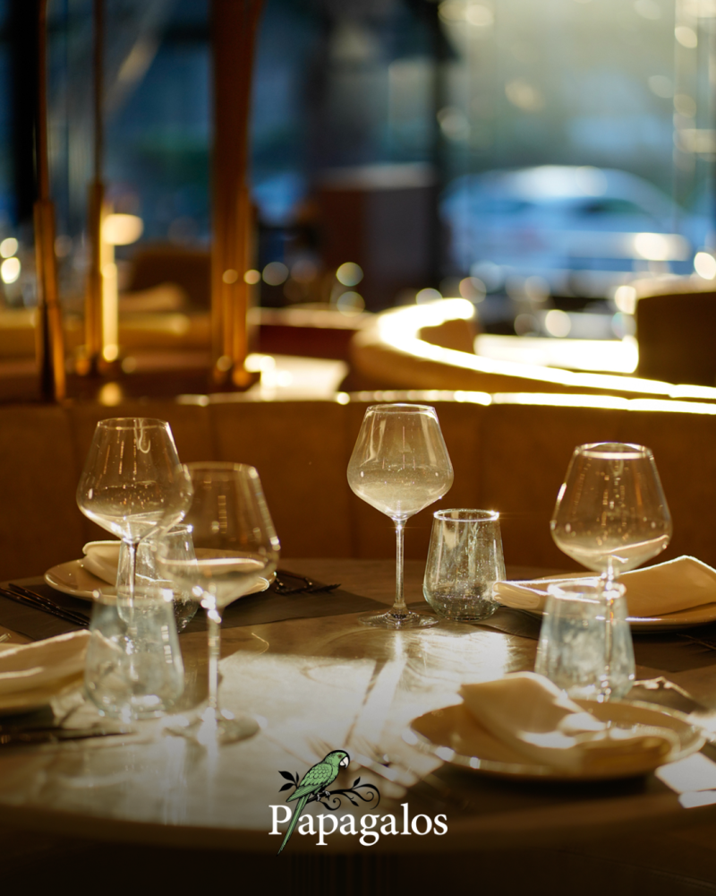Papagalos Greece: Νέο εστιατόριο στη Γλυφάδα με σύγχρονη οπτική στη μεσογειακή κουζίνα ...