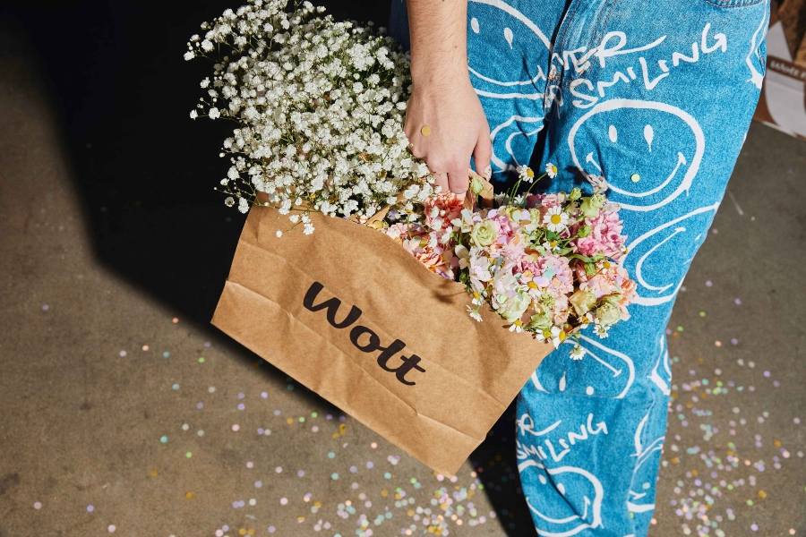 Έρευνα Wolt: Πώς αλλάζει το τοπίο της προσφοράς δώρων στην Ελλάδα - BusinessNews.gr